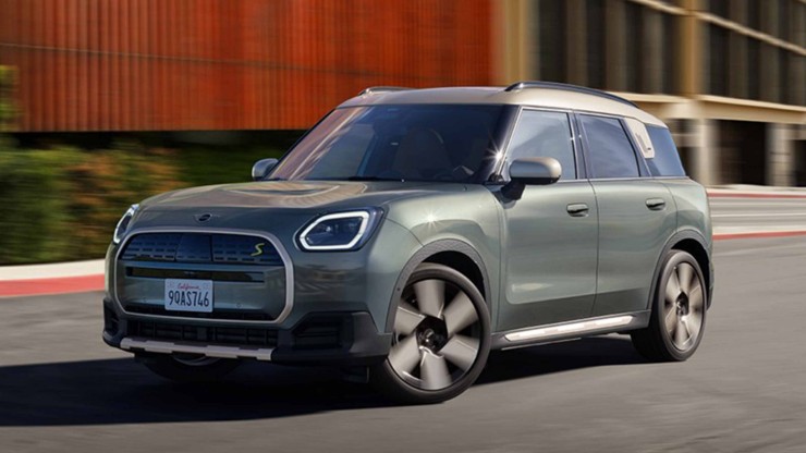 MINI COUNTRYMAN.